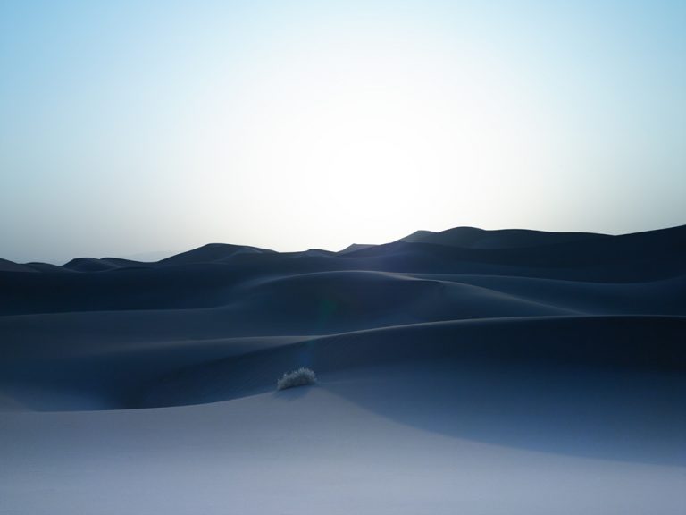 Blue Desert – Elusive Magazine