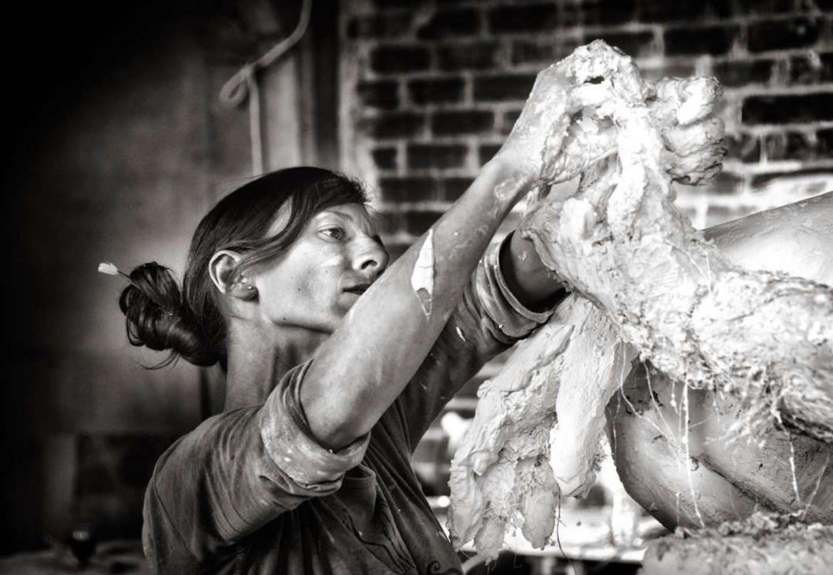 FEATURED ARTIST: TANIA FONT – Elusive Magazine